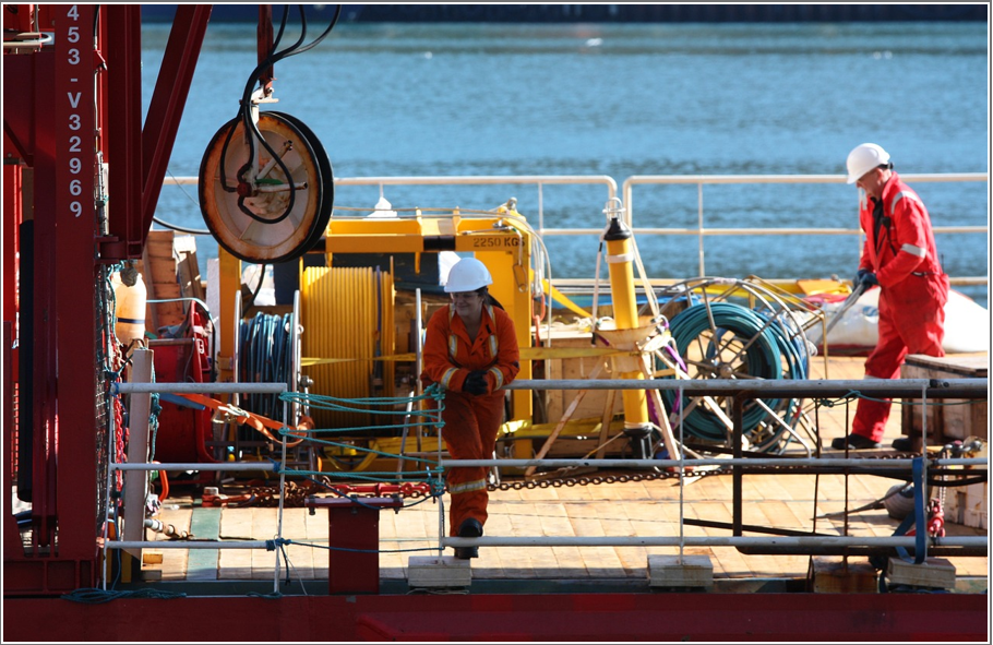 The Ultimate Guide to Choosing the Best Marine Construction Company
